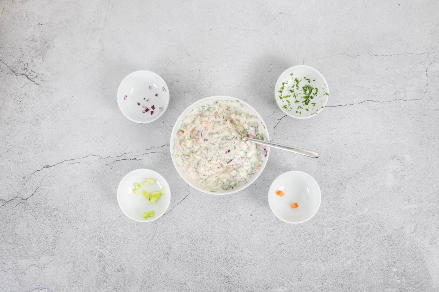 Veganes Raita – Gesunder Joghurt-Dip aus Indien